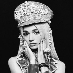 - Site de fans français sur la chanteuse Poppy : news, vidéos, lien ...